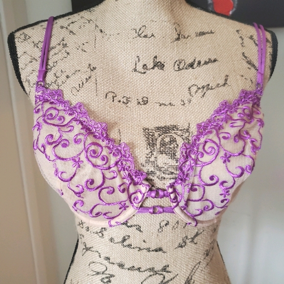 Victoria's Secret | Intimates & Sleepwear | 22victorias Secret Low ...